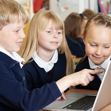Internet research skills – FREE Primary KS2 teaching resource - Scholastic
