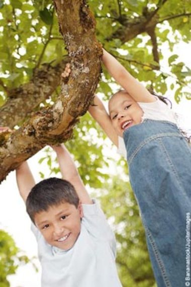 New playground funding guide available to schools - Scholastic