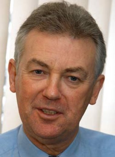 NUT leader Steve Sinnott dies - Scholastic