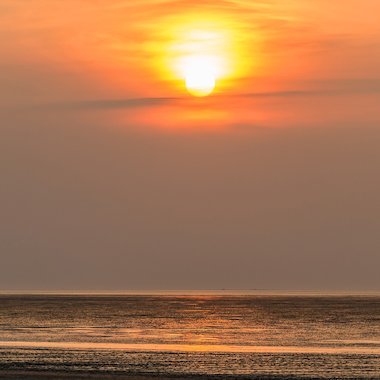 The Sun – Primary KS1 & KS2 teaching resource - Scholastic